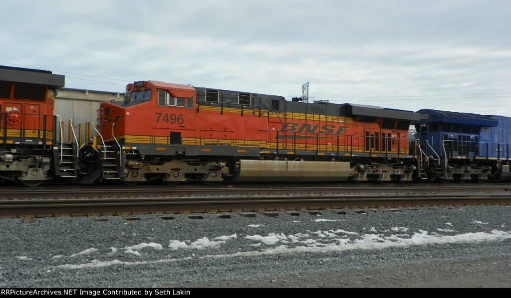 BNSF 7496